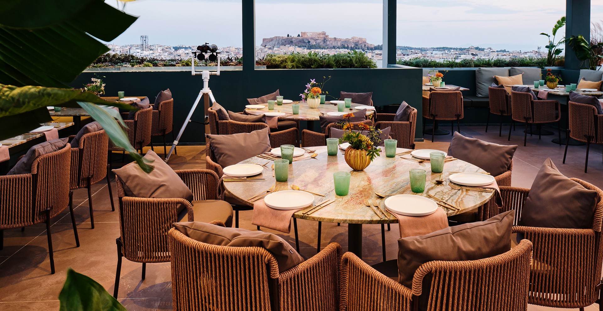 Athens Dining | 10 Urban Roof Athens Restaurant